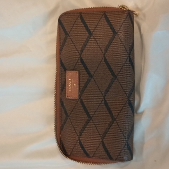 Fossil | Bags | Fossil Wallet | Poshmark
